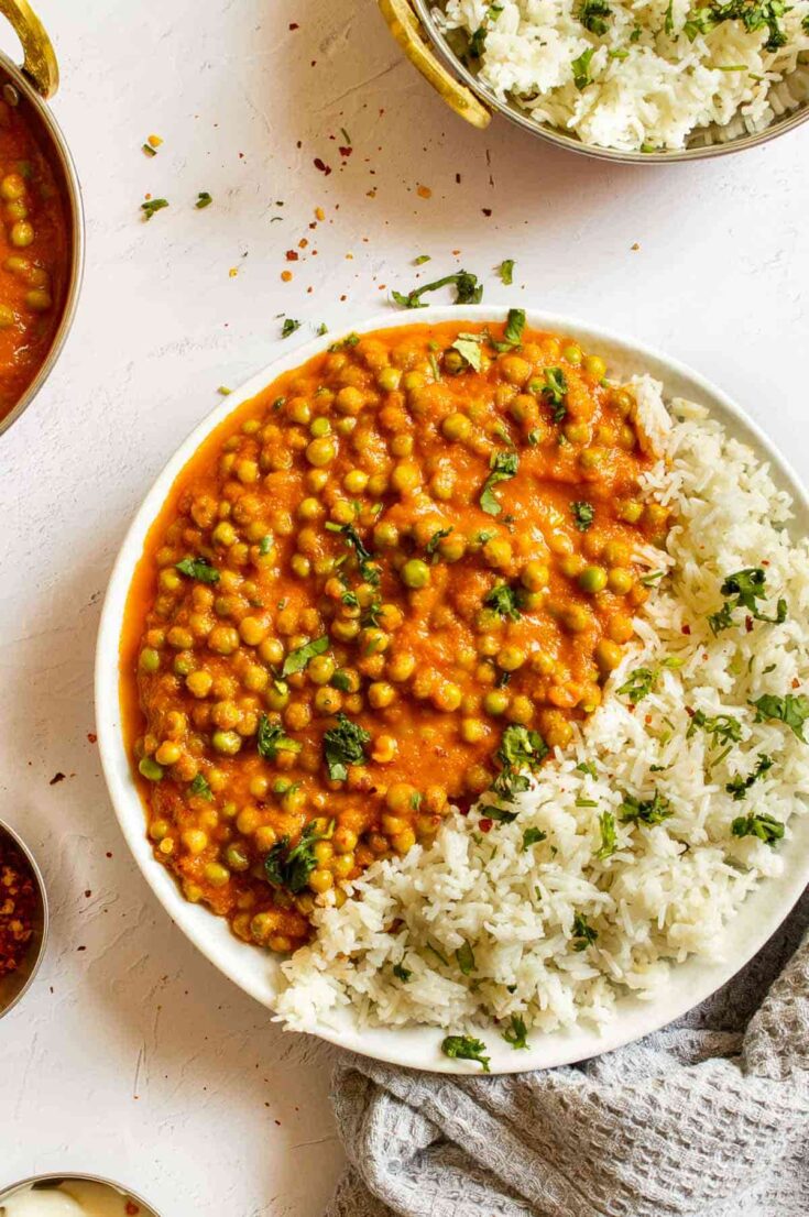 Quick Pea Curry - The Fiery Vegetarian