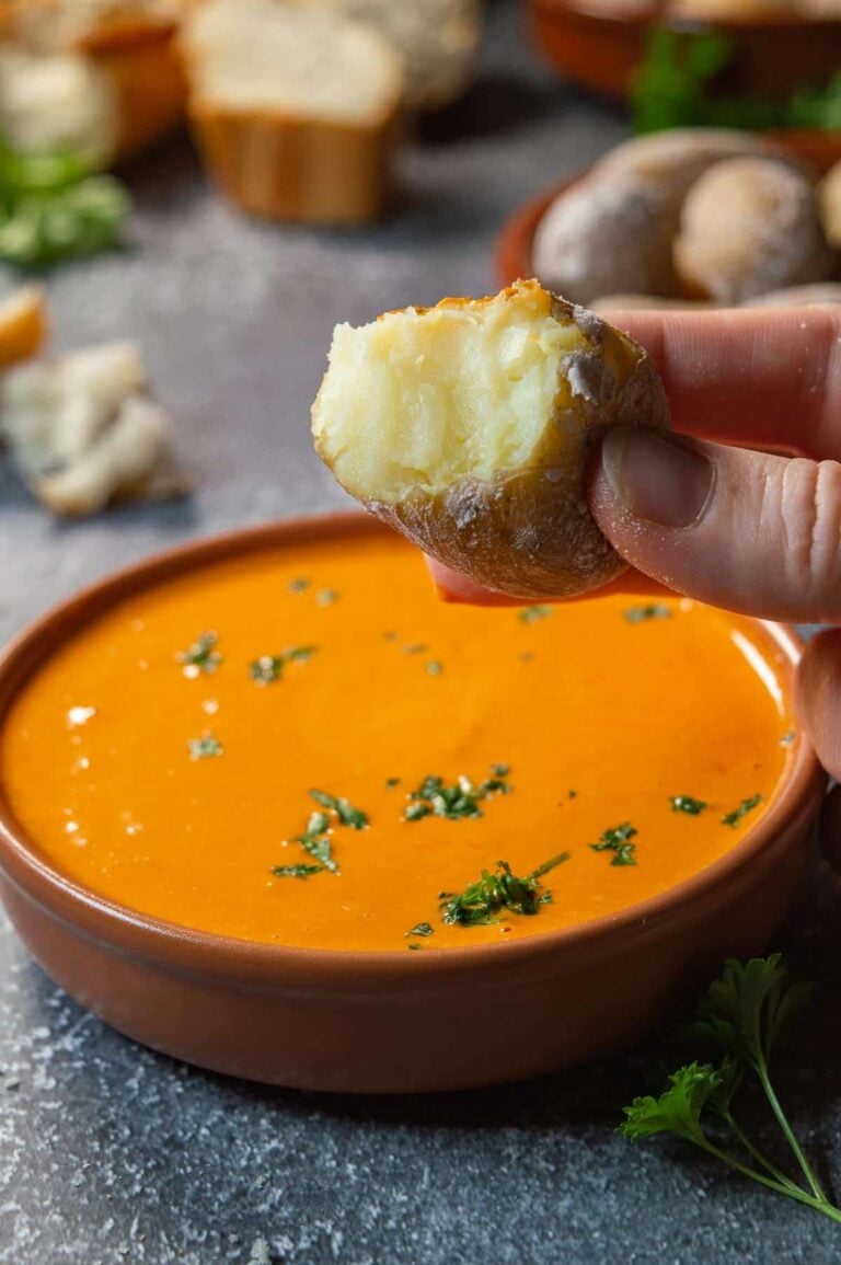 Easy Papas Arrugadas (Canarian Wrinkled Potatoes) - The Fiery Vegetarian